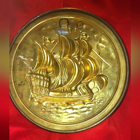 Unique Vintage | Wall Decor | Rare Vintage Brass Plate Hanging Clipper ...
